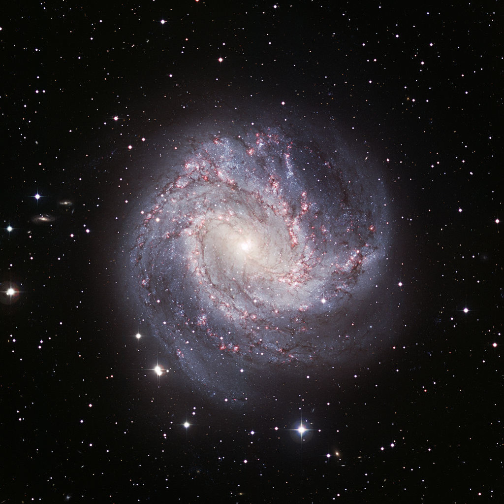 Messier 83: Southern Pinwheel Galaxy | Messier Objects